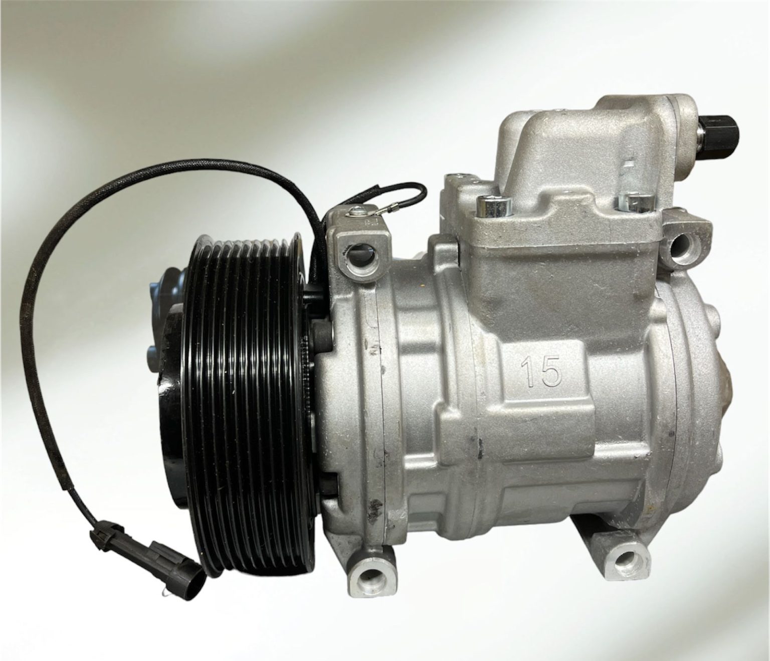 Compresor Mercedes Benz Actros/ Ponsse – STM AC PARTS